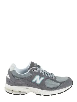 NEW BALANCE 2002 Low-top Sneakers - Grey