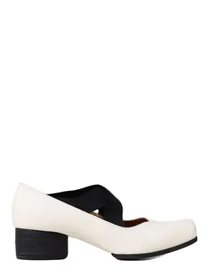 UMA WANG Pumps Ivory
