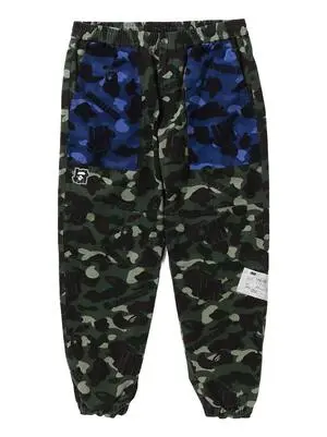 A BATHING APE X Undefeated Camo Flannel Pants - Green