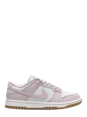Nike Dunk Low Sneakers - Pink
