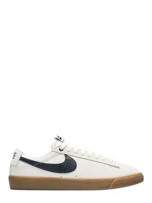 Nike Blazer Low Gt Sneakers - Ivory/black/gum Light Brown