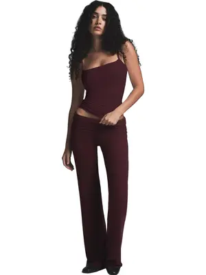 SKIMS SKIMS Soft Lounge Cami Bordeaux