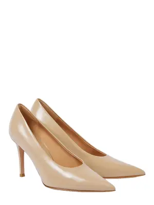 GIANVITO ROSSI Robbie Leather Pumps - Neutrals