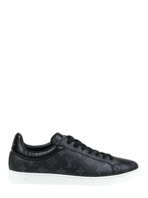 LOUIS VUITTON Luxembourg Low Top Sneakers - Black
