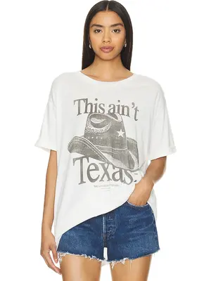 THE LAUNDRY ROOM This Ain't Texas Oversized Tee - White