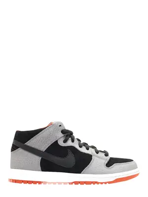 Nike Dunk Mid Pro Sb 'un-supreme' Sneakers - Grey