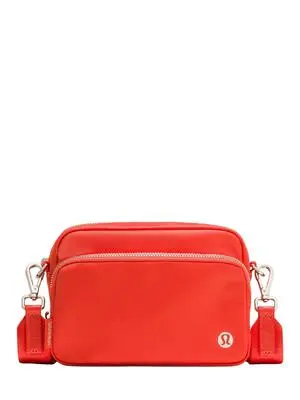 LULULEMON Everywhere Crossbody Bag 2L