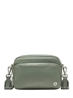Lululemon Everywhere Crossbody Bag 2L Willow Leaf/silver