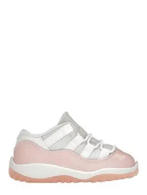 JORDAN 11 Retro Low Sneakers - White/legend Pink