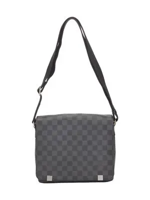 LOUIS VUITTON Damier Graphite District Messenger Bag - Black