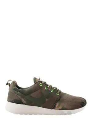 Nike Roshe Run Camo Print Sneakers - Brown