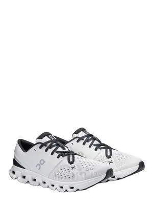 On On Cloud X 4 Training Sneakers Ivory/ Black