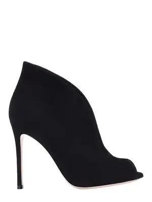 GIANVITO ROSSI Vamp Booties - Black Suede