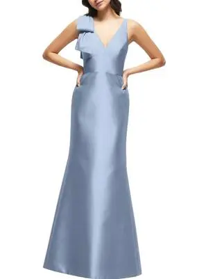 Alfred Sung Bow Detail Trumpet Gown - Cloudy
