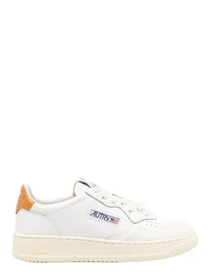 AUTRY Medalist Leather Sneakers - White