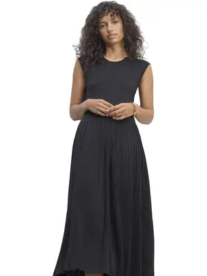 Everlane Knit Pleated Dress Black
