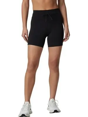 Vuori Daily Short - Black