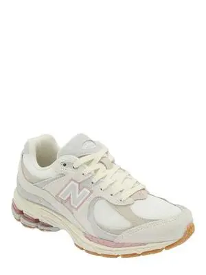 NEW BALANCE Gender Inclusive 2002r Sneaker - Sea Salt/ Reflection