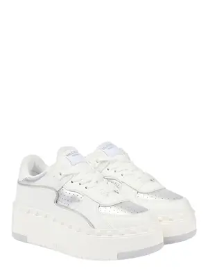 Valentino Garavani Freedots Xl Leather Platform Sneakers - White