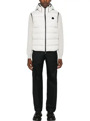 Moncler Logo-patch Cargo Trousers - Black