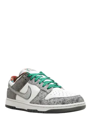 NIKE Dunk Low Sneakers