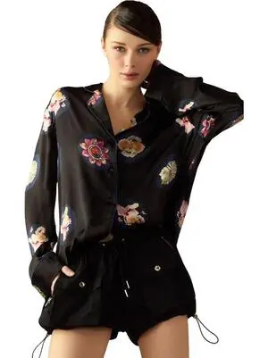 Onyx (black)