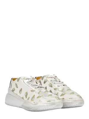 Stella McCartney Strawberry Print Sneakers - Silver