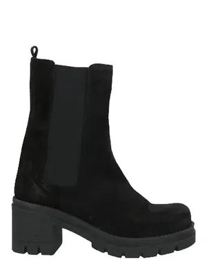 TREND Ankle Chelsea Boots - Black