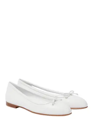 Manolo Blahnik Verallii Leather Ballet Flats - White