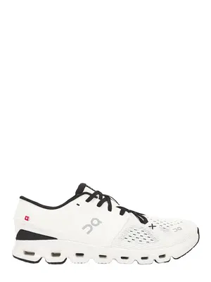 On X 4 Sneaker - Ivory & Black