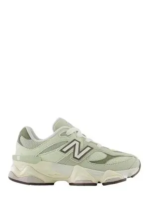 NEW BALANCE 9060in Sneakers - Olivine/lichen Green