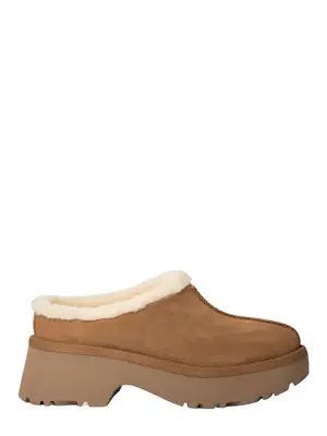 UGG New Heights Cozy Sabot - Beige
