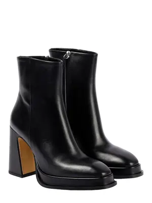 SOULIERS MARTINEZ Nova Chueca Leather Ankle Boots - Black