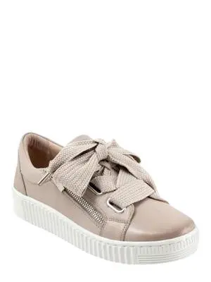 Eos Jovi Leather Sneakers - Stone
