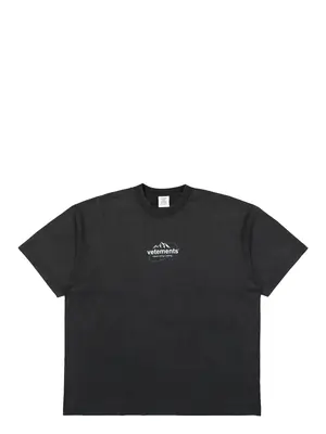 Vetements VETEMENTS Spring Water Logo T-Shirt Black