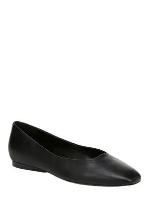 Naturalizer Chelsea Flat - Black