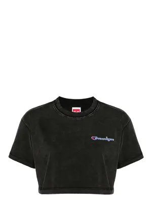 GROUND ZERO Logo-patch Cropped T-shirt - Black
