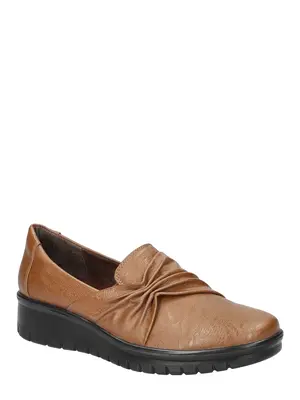 EASY WORKS BY EASY STREET EASY STREET Faith Loafer Tan