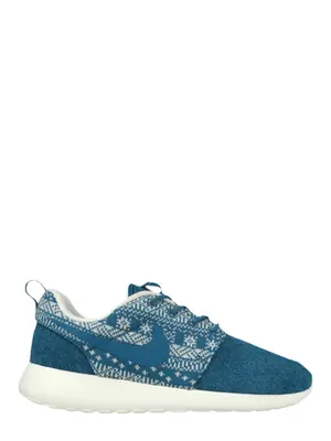 Nike Roshe One Winter 'christmas Sweater Pack' Sneakers - Blue