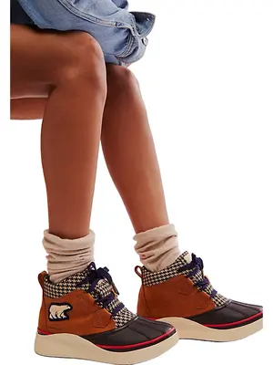 Sorel Out N About Iv Varsity Classic Boots - Caramel/blackened Brown