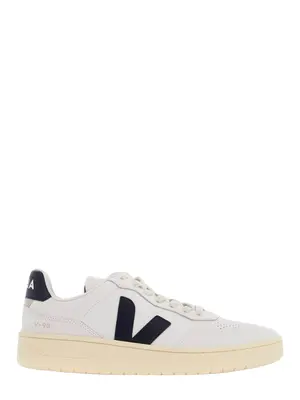 VEJA Sneakers - White