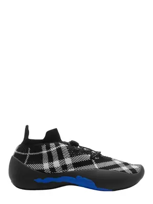 Burberry Neptune Sneakers - Black