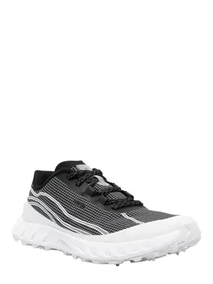 NORDA 002 Trail Sneakers - Black