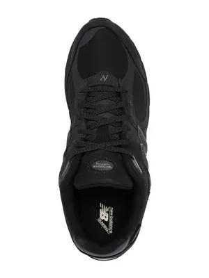 NEW BALANCE 2002r Sneakers - Black