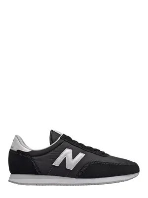 NEW BALANCE 720 Sneakers - Black