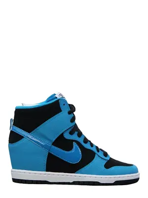 Nike Dunk Sky High Essential Sneakers - Blue
