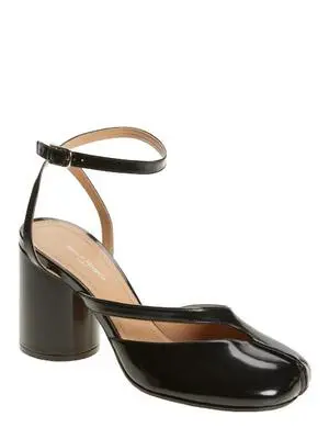 MAISON MARGIELA Tabi Ankle Strap Pumps - Black