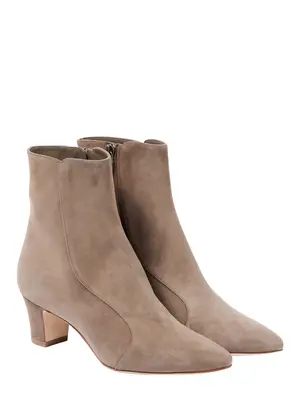 Manolo Blahnik Myconia 50 Suede Booties - Beige