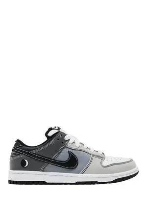 Nike Dunk Low Premium Sb Sneakers - Grey