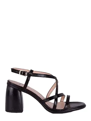 MENINA STEP Cloe Sandals - Black